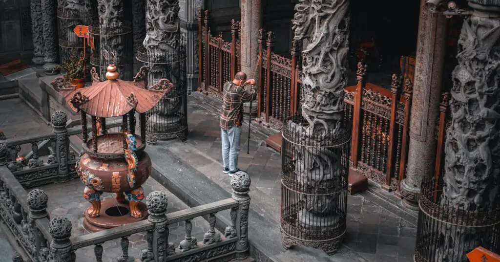 step back: Idiom Meaning and Origin - The Village Idiom