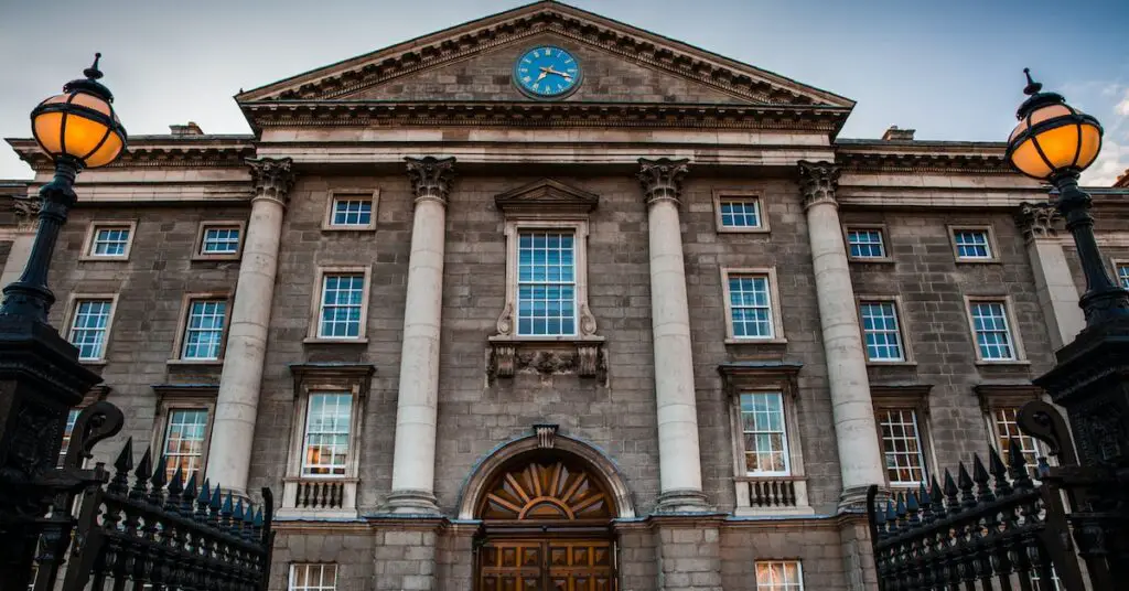 Potemkin village: Idiom Meaning and Origin - The Village Idiom