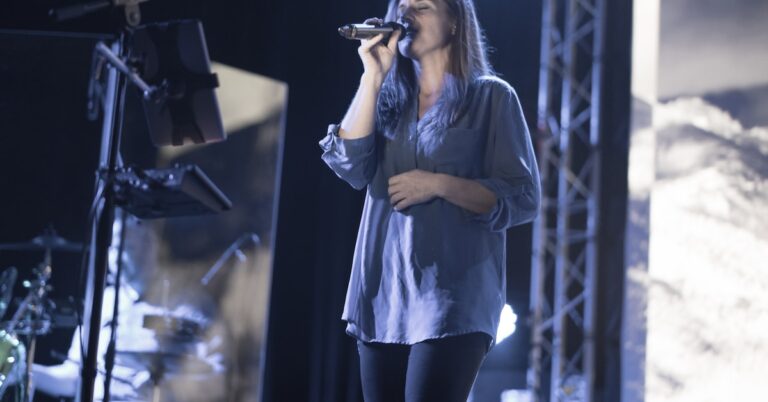 attaboy: Idiom Meaning and Origin - The Village Idiom