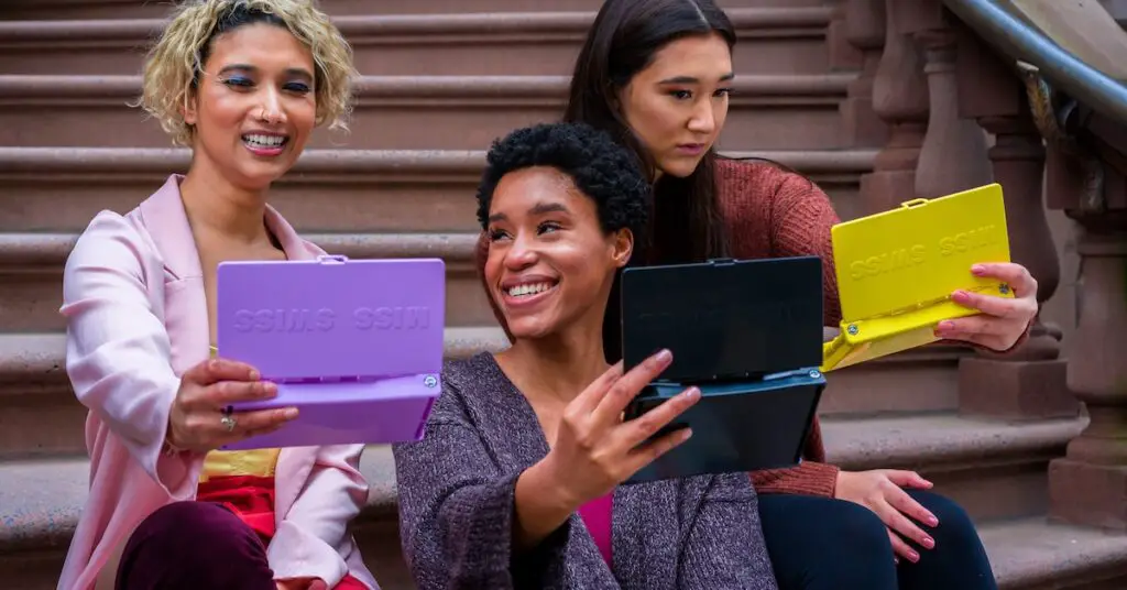 in one's back pocket: Idiom Meaning and Origin - The Village Idiom