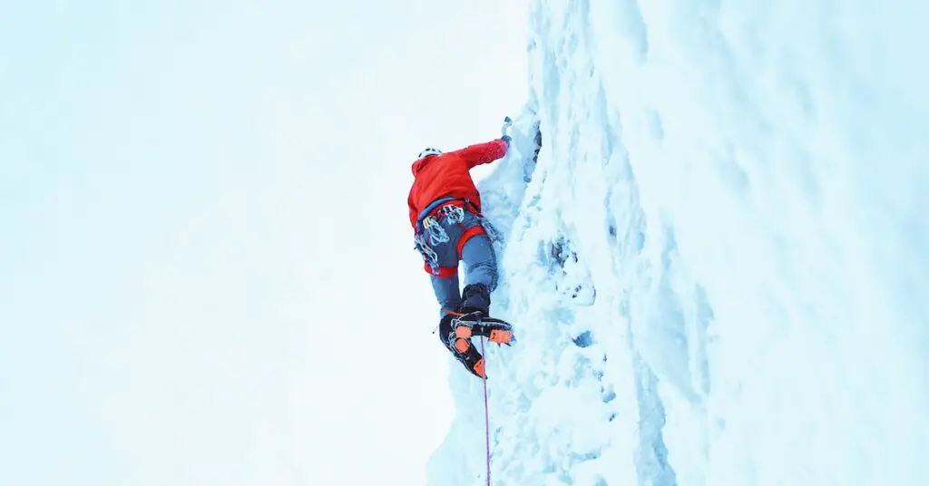 kiss up: Idiom Meaning and Origin - The Village Idiom