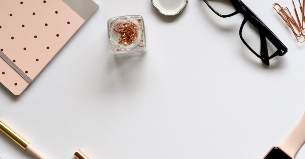 pull an all-nighter: Idiom Meaning and Origin - The Village Idiom