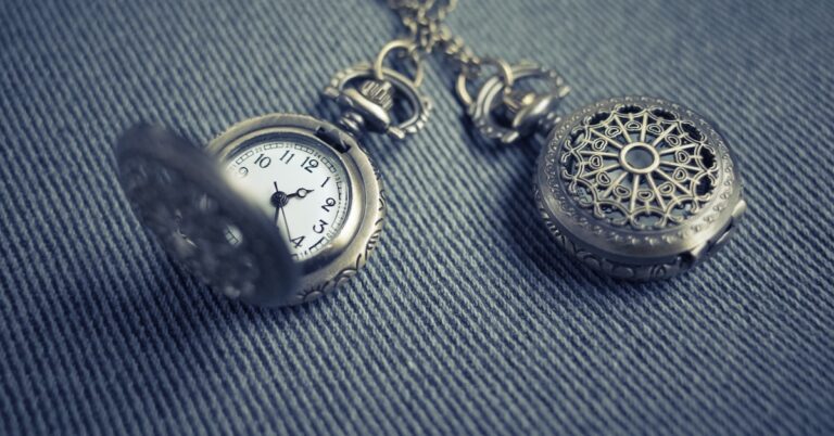 stall for time: Idiom Meaning and Origin - The Village Idiom