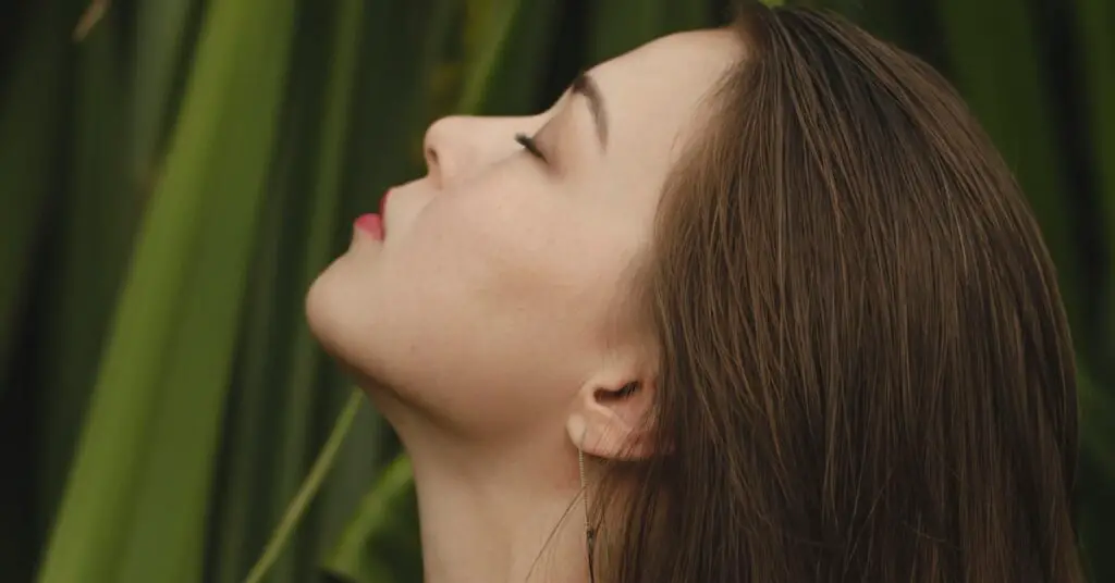 brass-neck: Idiom Meaning and Origin - The Village Idiom